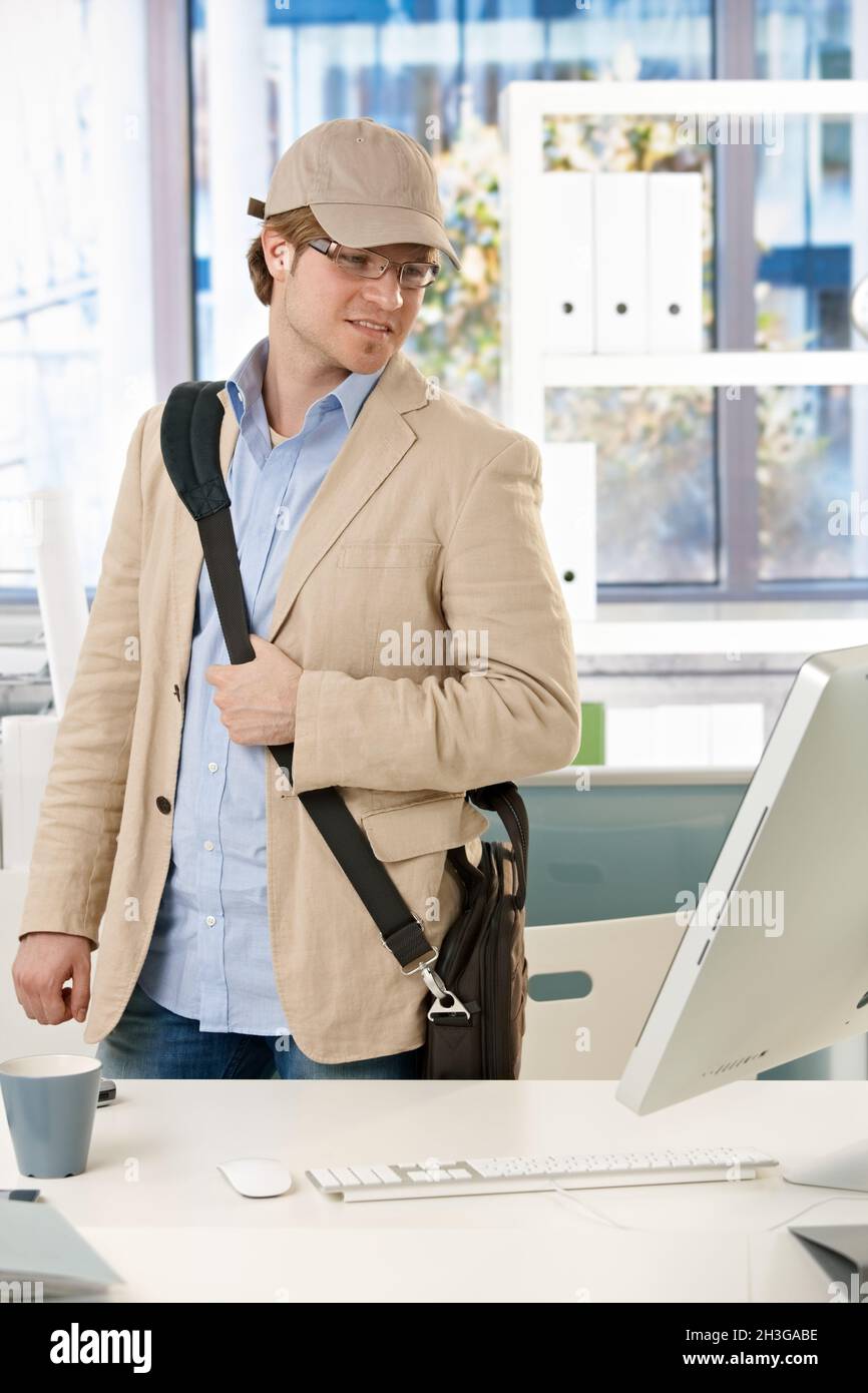 Leaving the screen hi-res stock photography and images - Alamy