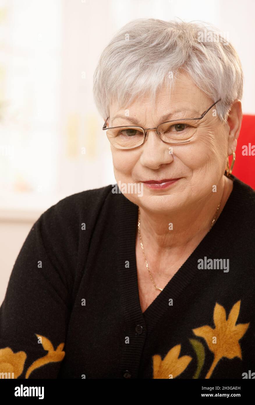 Photo mature nice lady hi-res stock photography and images - Alamy