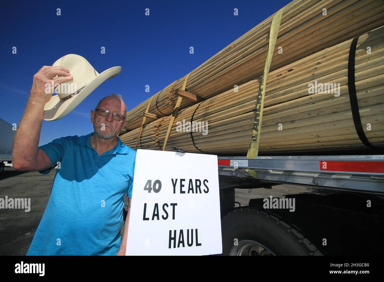 global shortage of truck drivers cause backlog of freight cargo ...