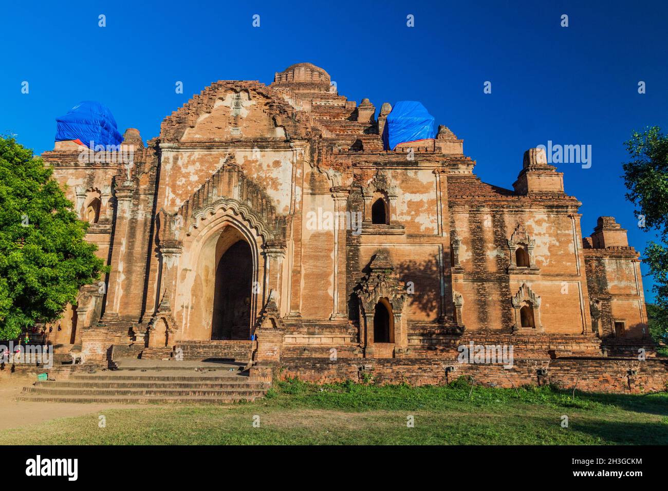 View of Dhammayangyi temple in Bagan, Myanmar Stock Photo - Alamy