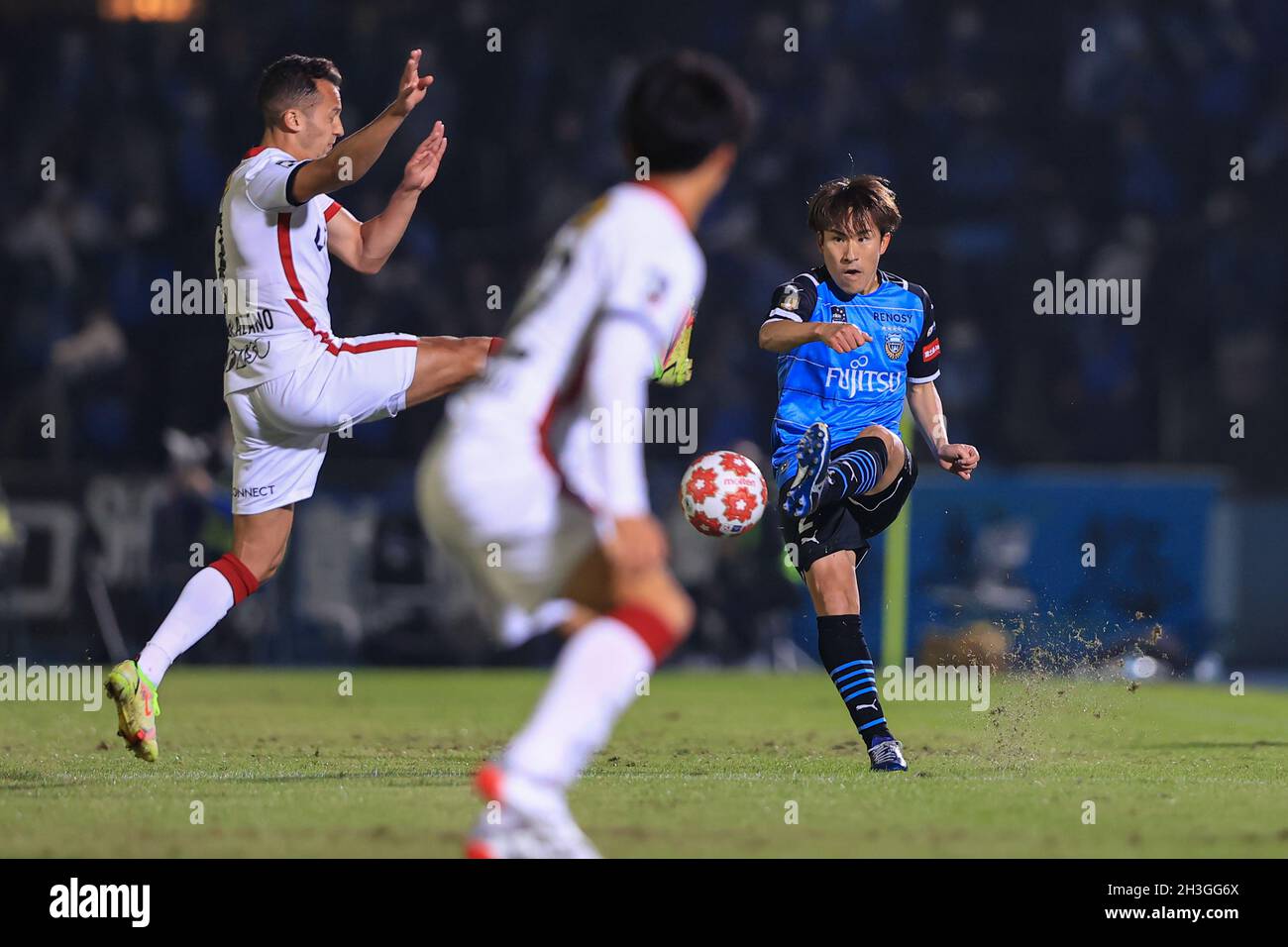 Kawasaki Todoroki Stadium, Kanagawa, Japan. 27th Oct, 2021. Kyohei Noborizato (Frontale ...