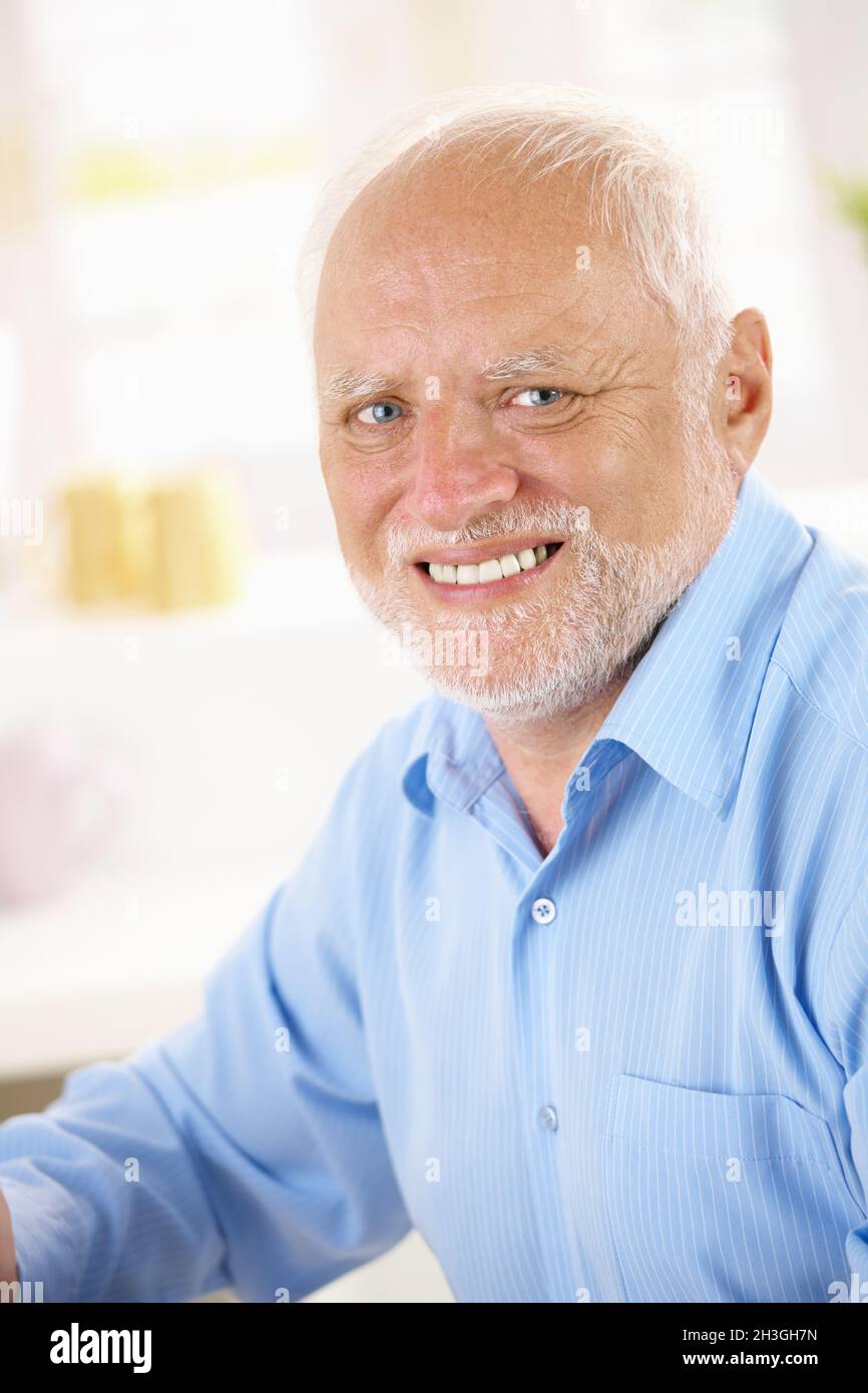 Portrait of happy senior man Stock Photo - Alamy