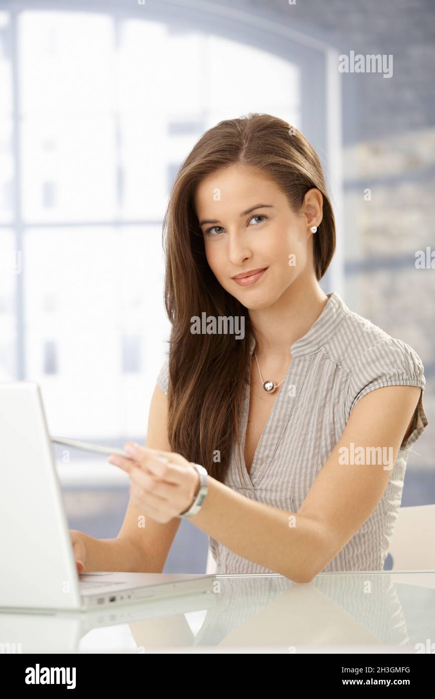 20 20 20 screen hi-res stock photography and images - Alamy