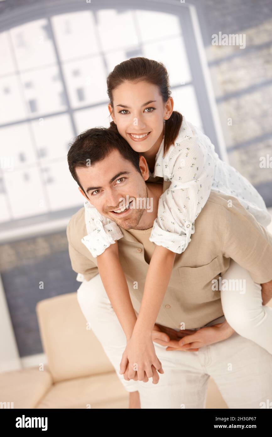 Beautiful couple hug other sun hi-res stock photography and images - Alamy