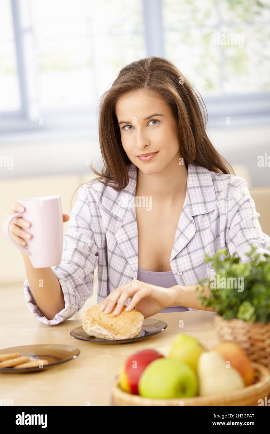 Seated eating drinking hi-res stock photography and images - Alamy