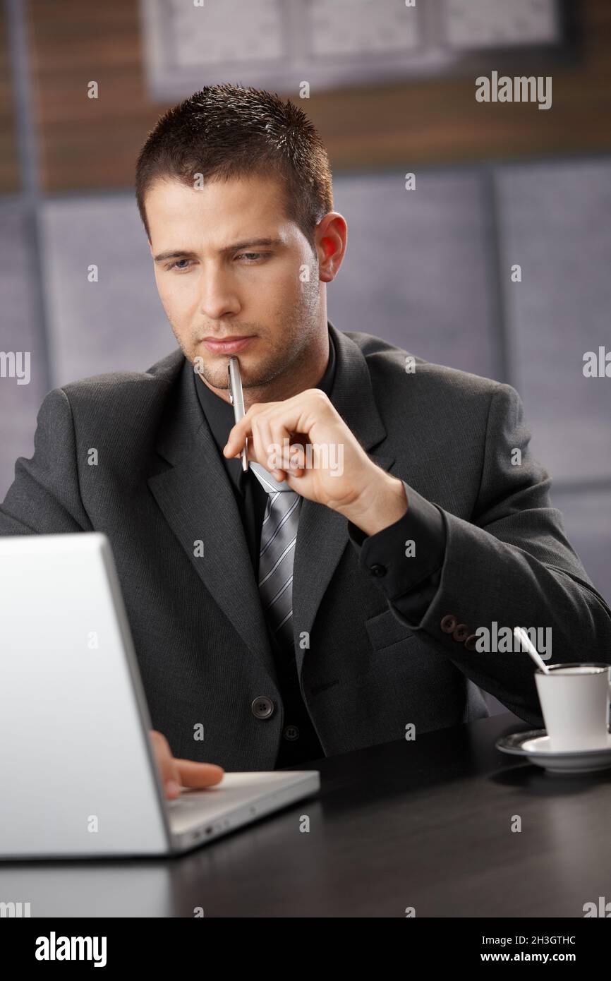 Fancy office desk hi-res stock photography and images - Alamy