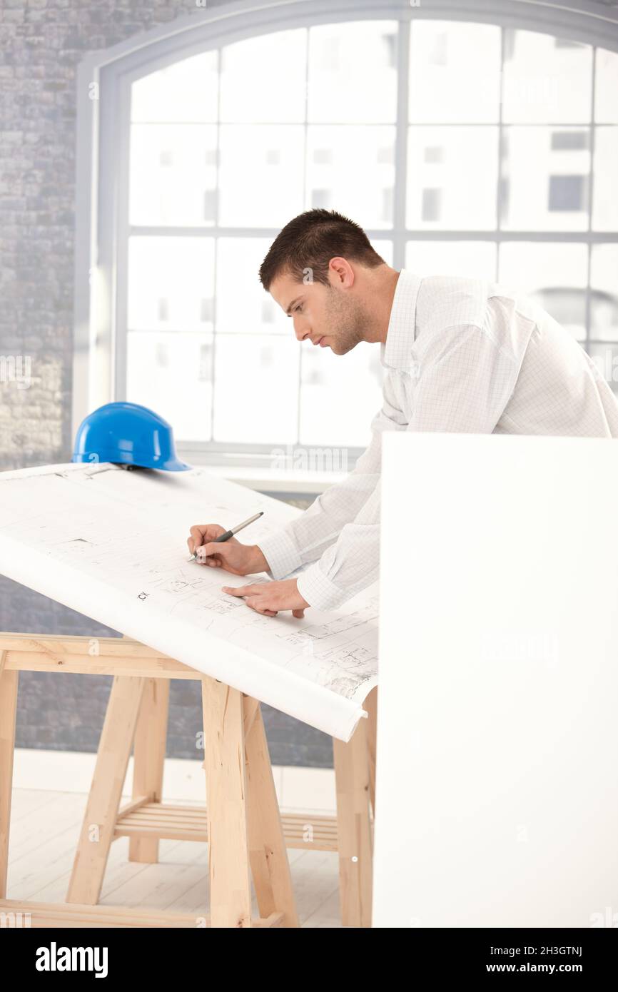 Architect drawing hi-res stock photography and images - Alamy