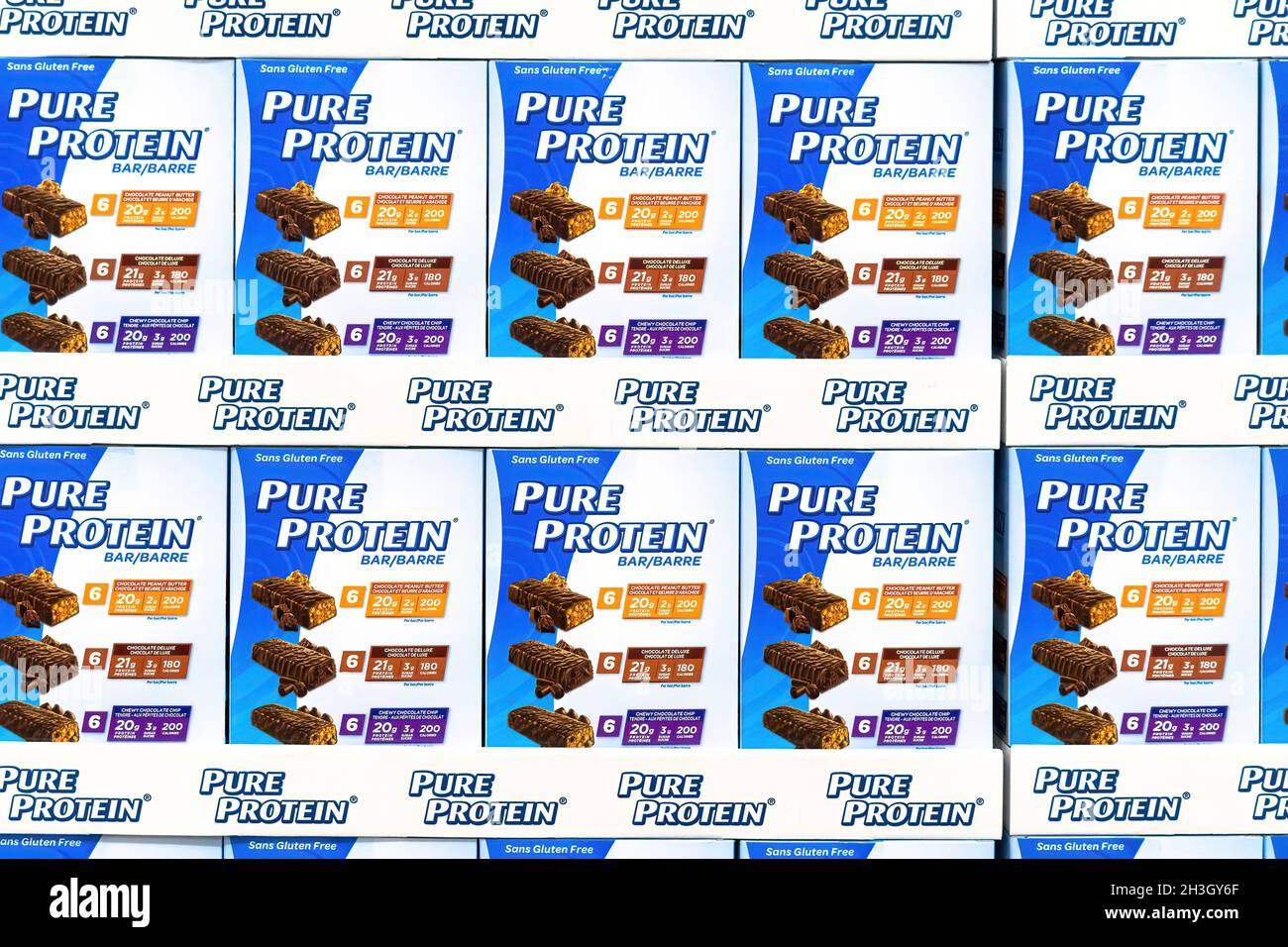 Retail food product store display hi-res stock photography and images ...