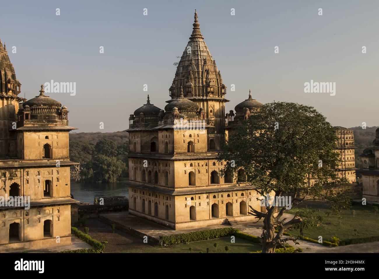 Orchha Chhatris High Resolution Stock Photography and Images - Alamy