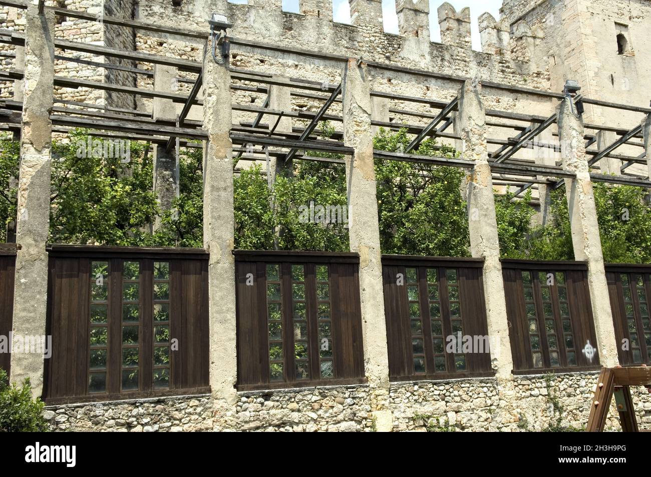 Burg von torri del hi-res stock photography and images - Alamy