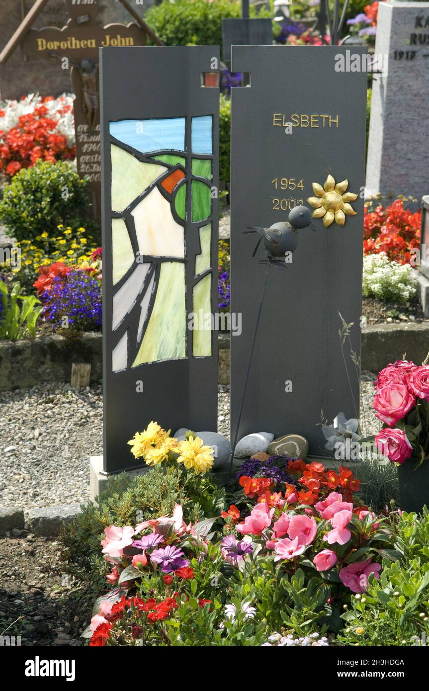 Grave design hi-res stock photography and images - Alamy