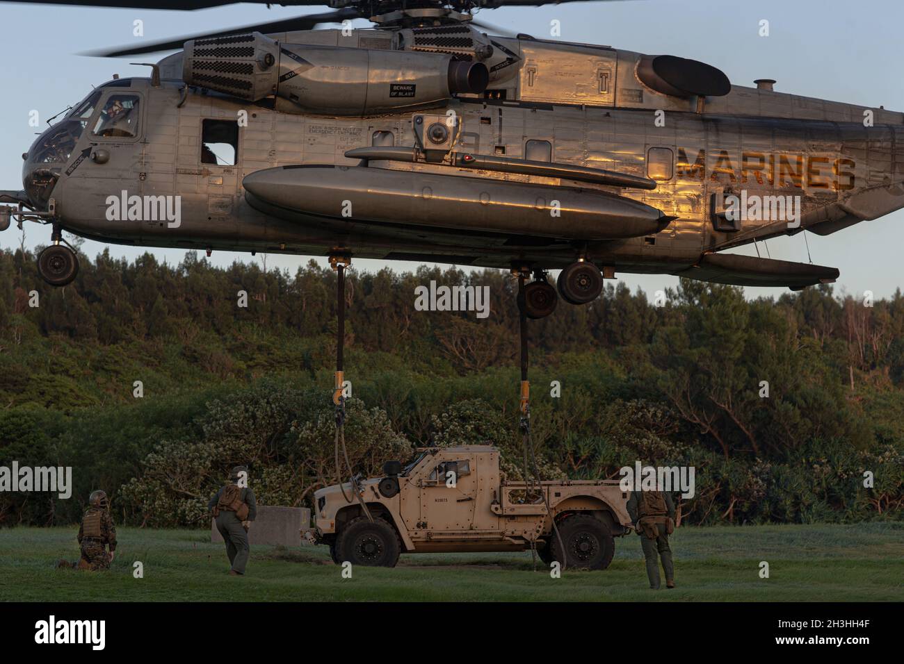 A U.S. Marine Corps CH-53E Super Stallion with Marine Medium Tiltrotor ...