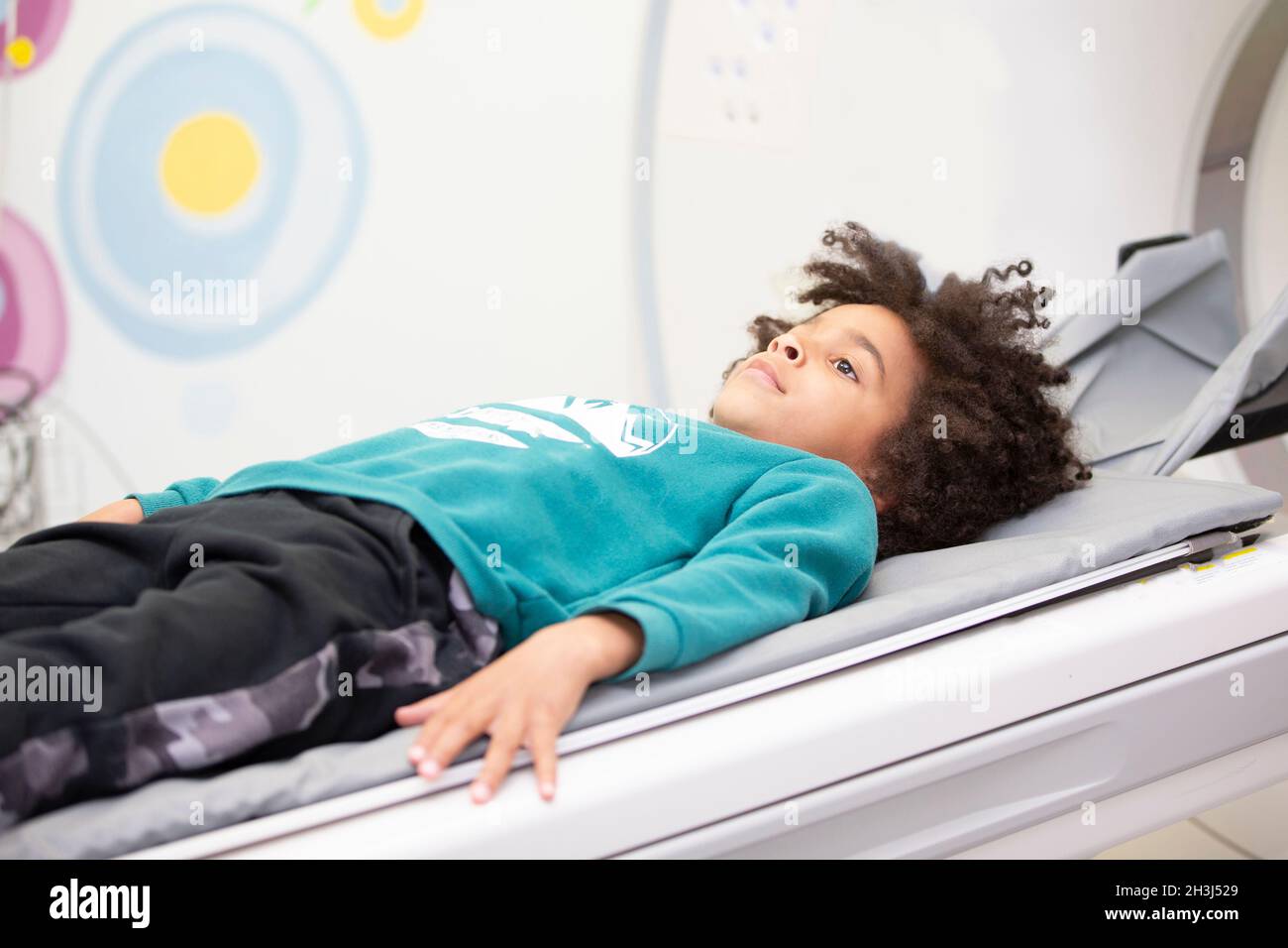 Ct scan child hi-res stock photography and images - Alamy