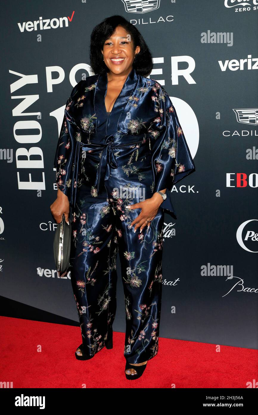 October 23, 2021, Beverly Hills, CA, USA: LOS ANGELES - OCT 23: Jeanine ...