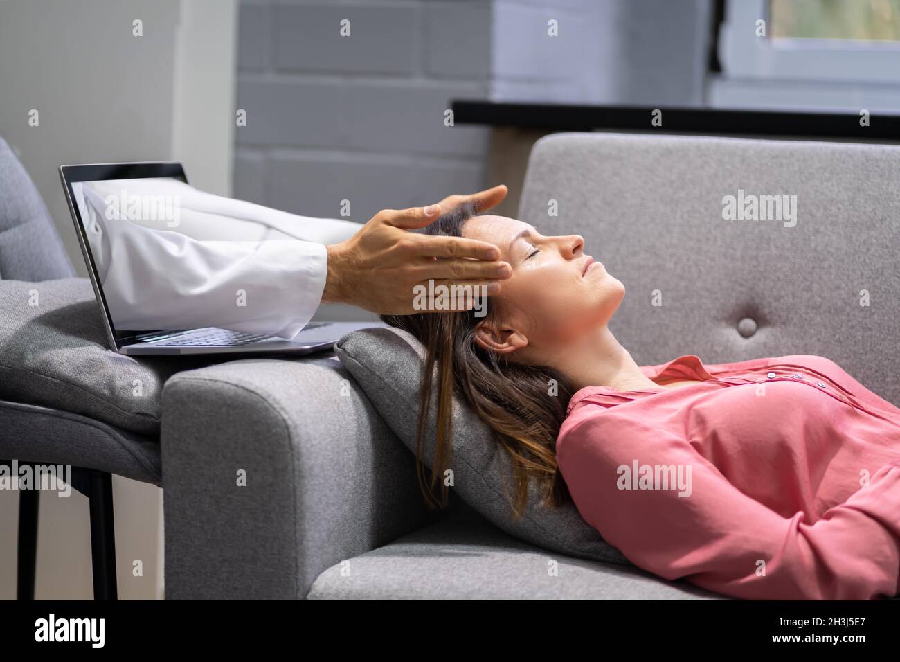 Online Virtual Reiki Energy Healing Therapy Treatment Stock Photo - Alamy