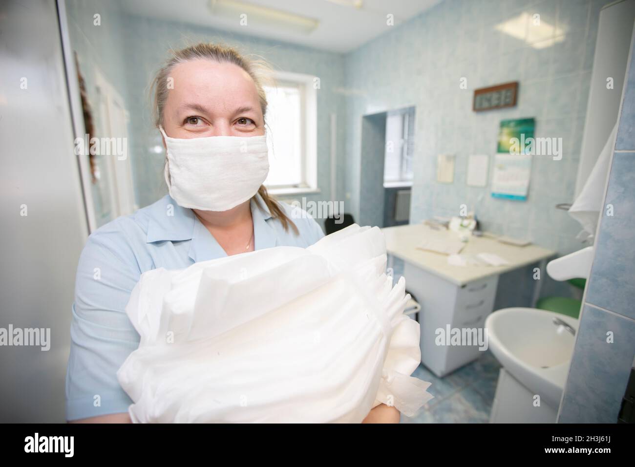 Hospital linen hi-res stock photography and images - Alamy