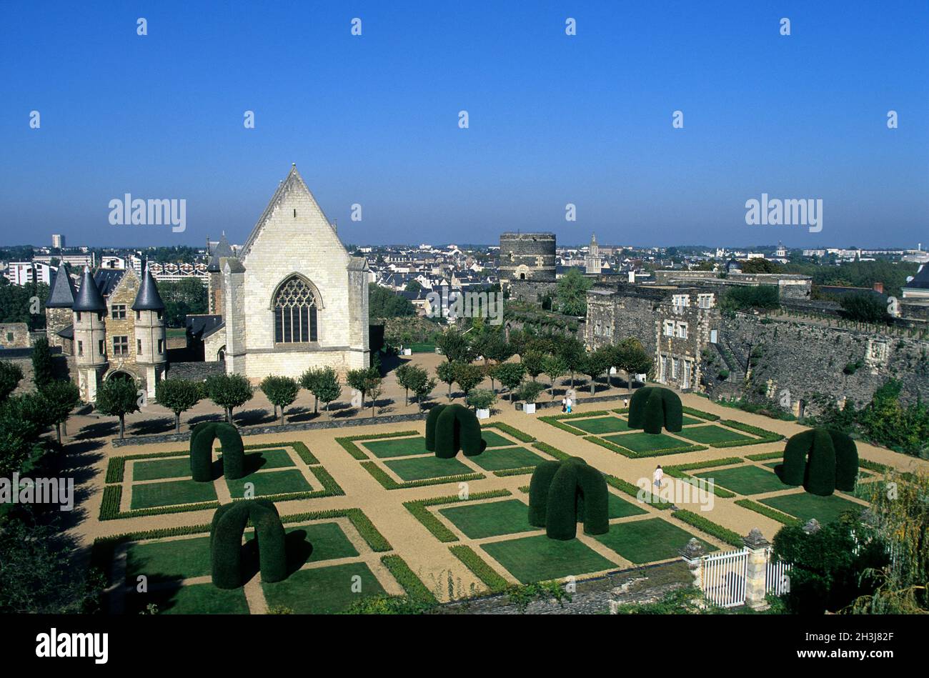 FRANCE, MAINE-ET-LOIRE,(49),ANGERS,CASTLE ,LOGIS ROYAL,GARDENS Stock Photo - Alamy