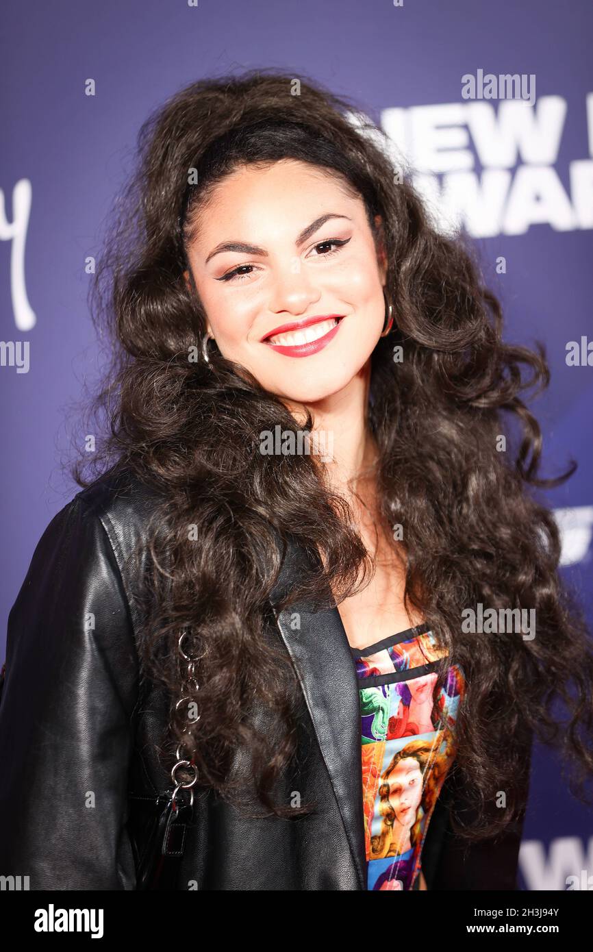 Hamburg, Germany. 28th Oct, 2021. Julianna Townsend (model) arrives on ...