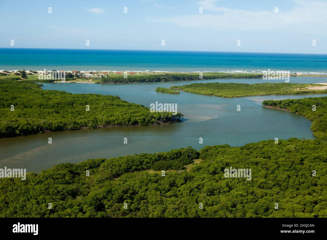 Empty beach view with no people ocean and sea Stock Photo - Alamy