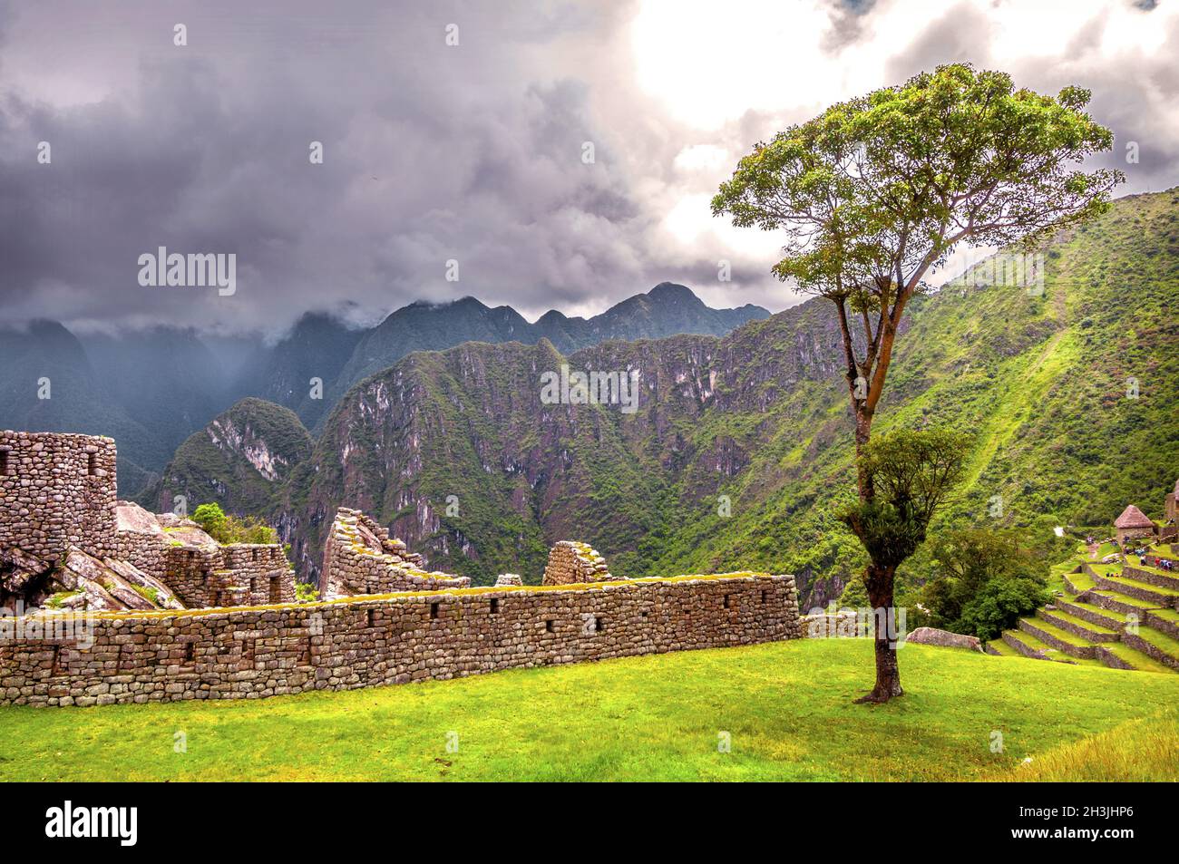 Inca city Machu Picchu (Peru Stock Photo - Alamy