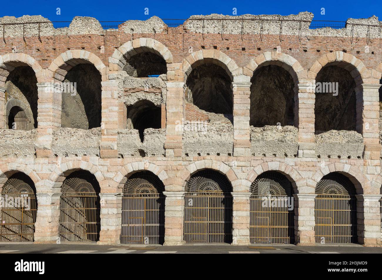 Verona roman remains hi-res stock photography and images - Alamy