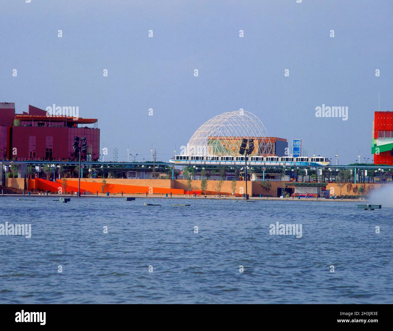 Pabellones de la expo hi-res stock photography and images - Alamy