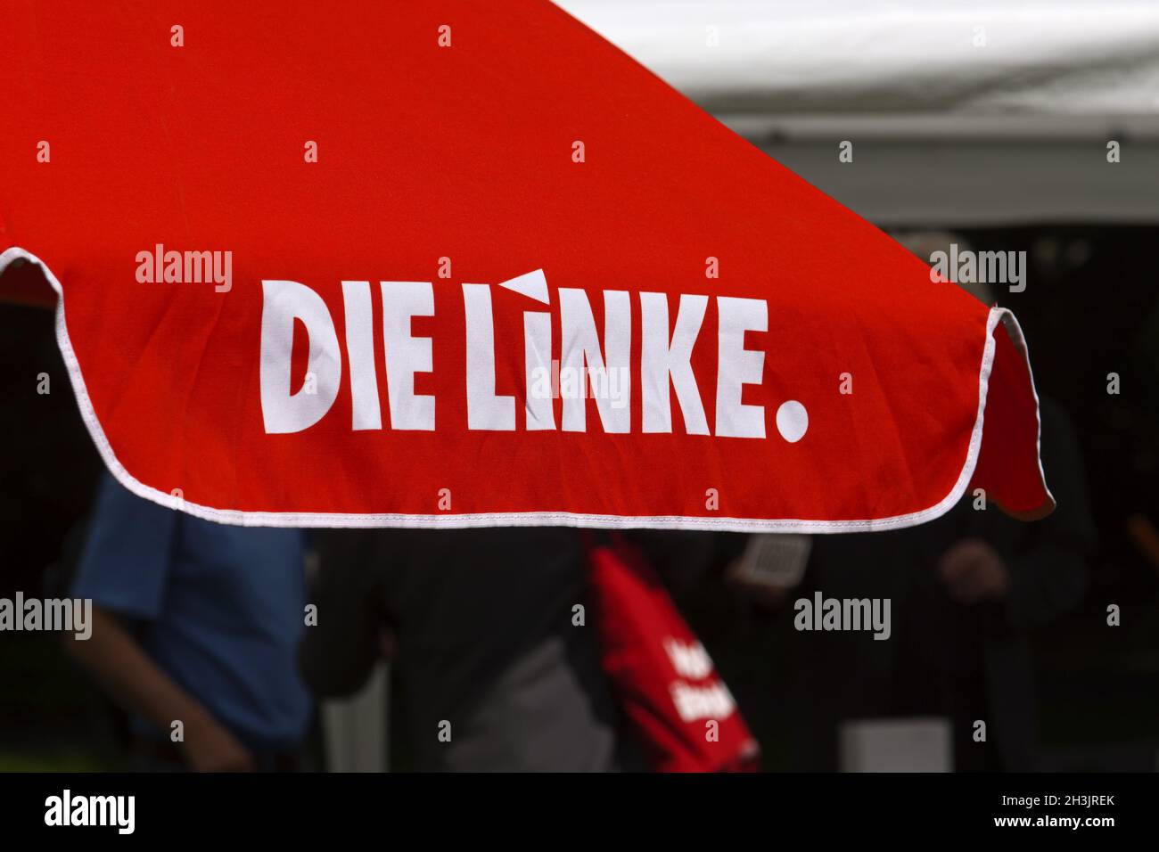 Die linke logo hi-res stock photography and images - Alamy