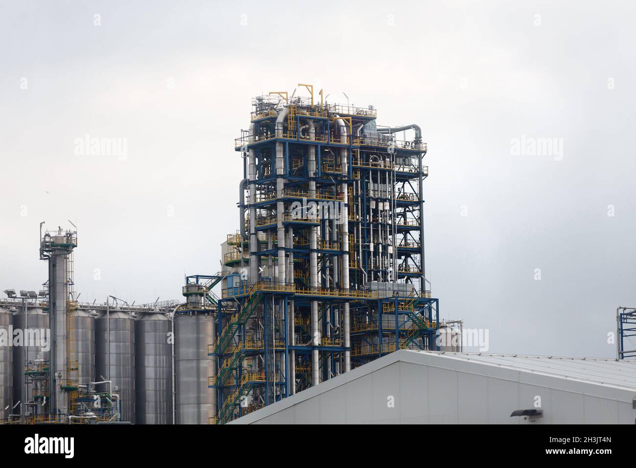 Buildings factory hi-res stock photography and images - Alamy