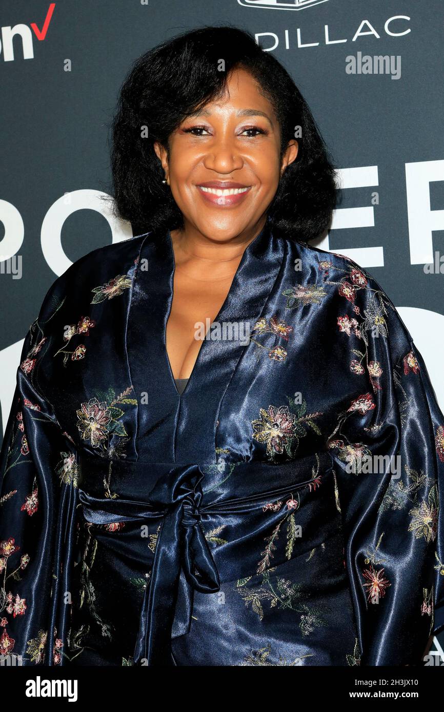 LOS ANGELES - OCT 23: Jeanine McLean at 2021 Ebony Power 100 at the ...