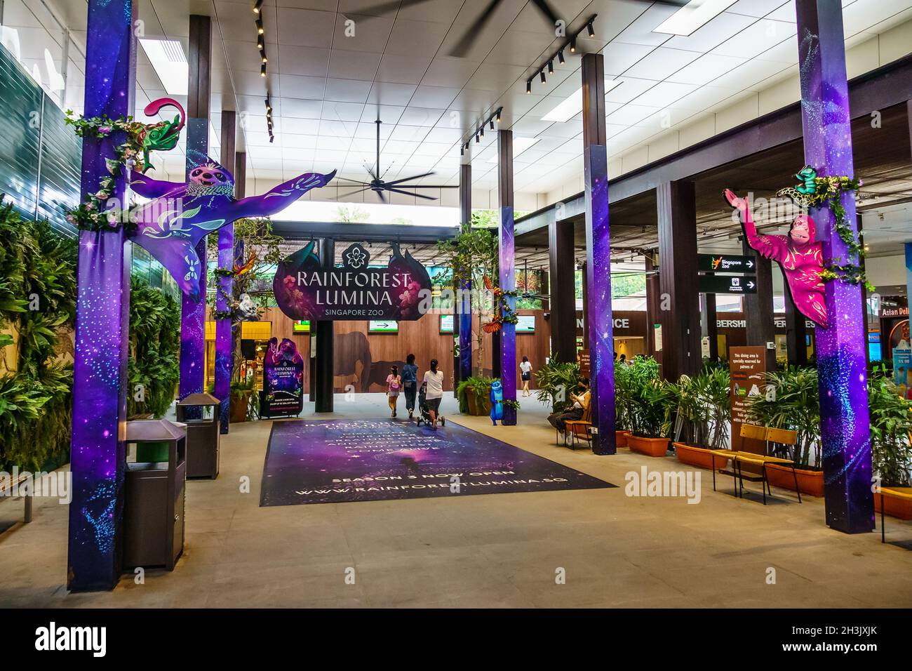 Entrance to Singapore Zoo at mandai, Singapore Stock Photo - Alamy