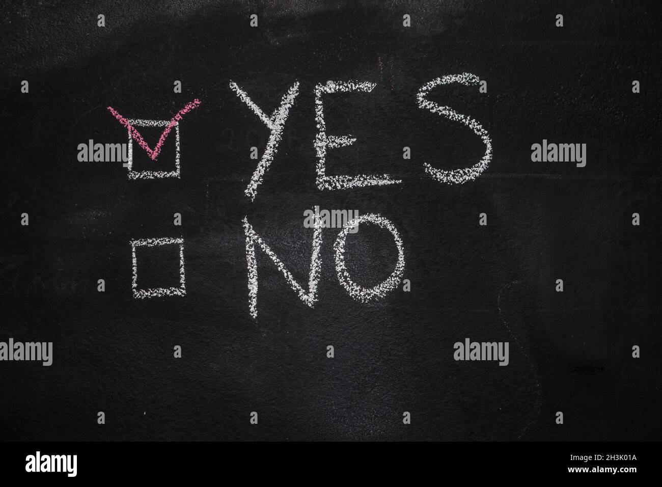 Yes no black white hi-res stock photography and images - Alamy