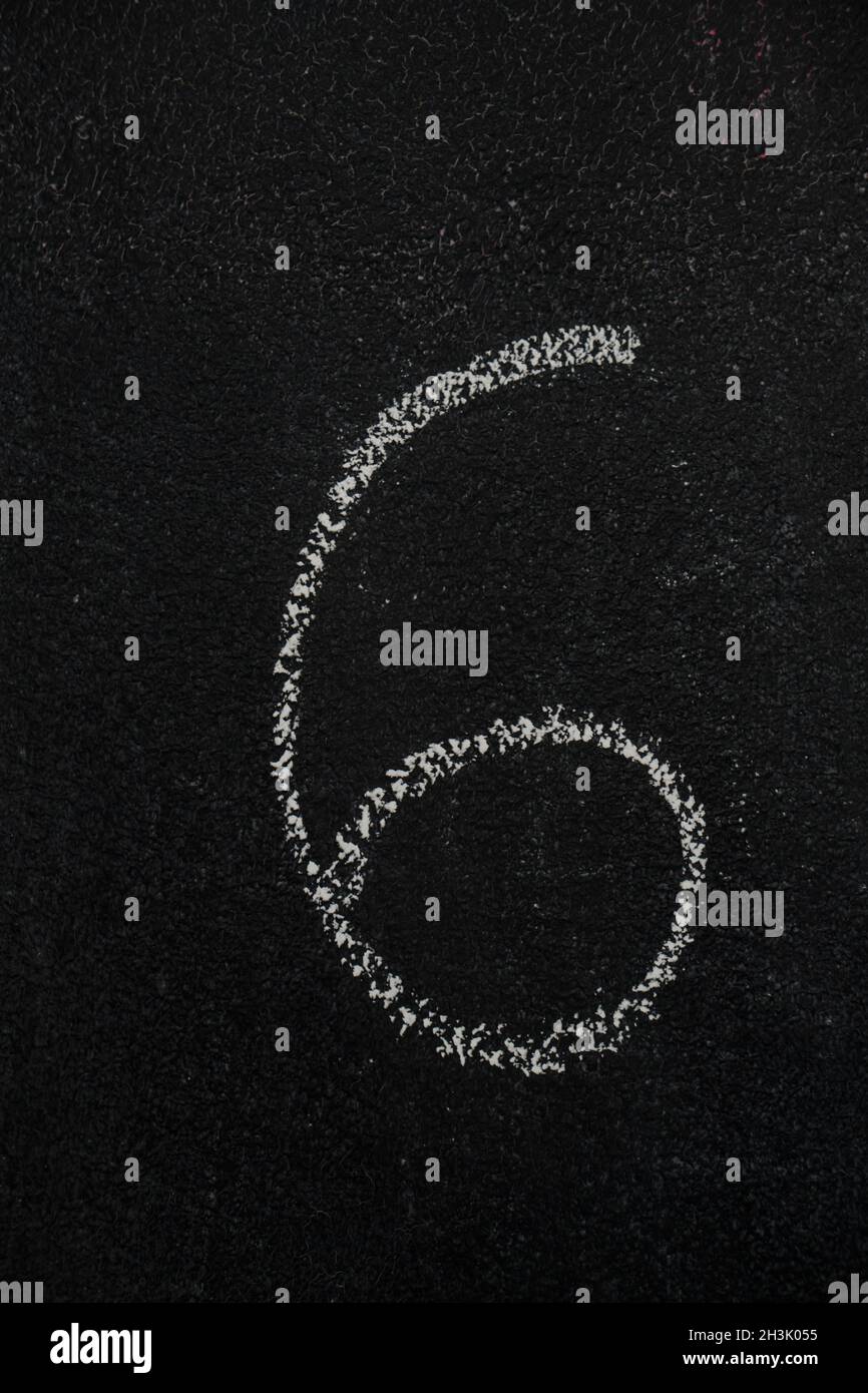 Number 6, six on black chalkboard Stock Photo - Alamy