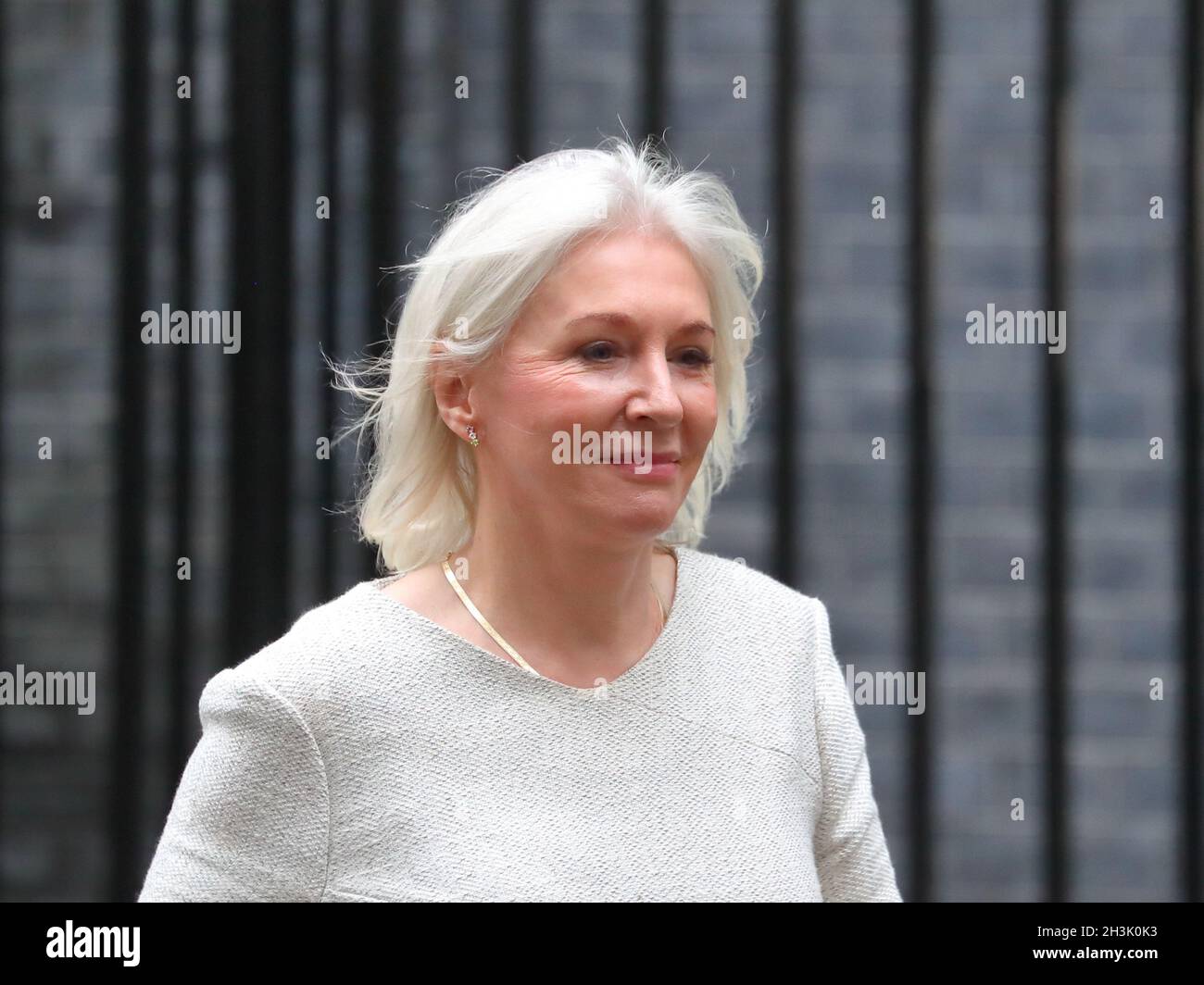 Nadine dorries mp hi-res stock photography and images - Alamy