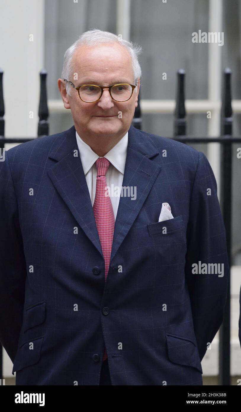 Her majestys treasury hi-res stock photography and images - Alamy