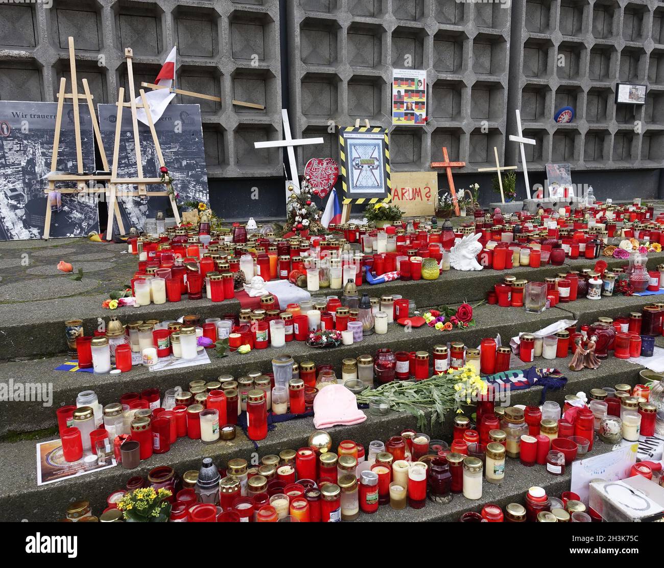 Terror isis hi-res stock photography and images - Alamy