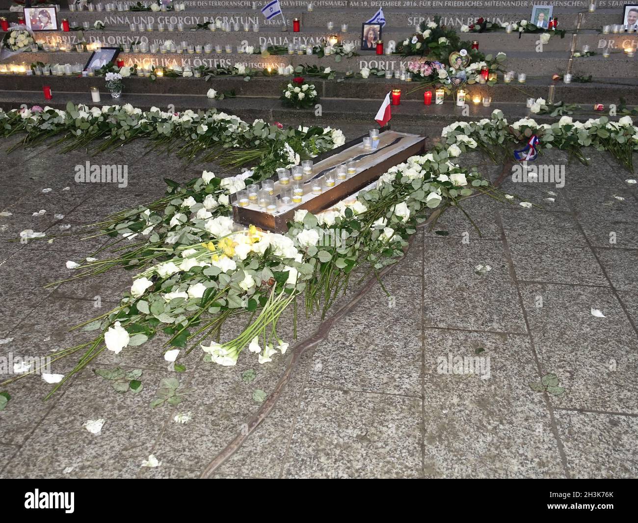 Memorial for the deceased hi-res stock photography and images - Alamy