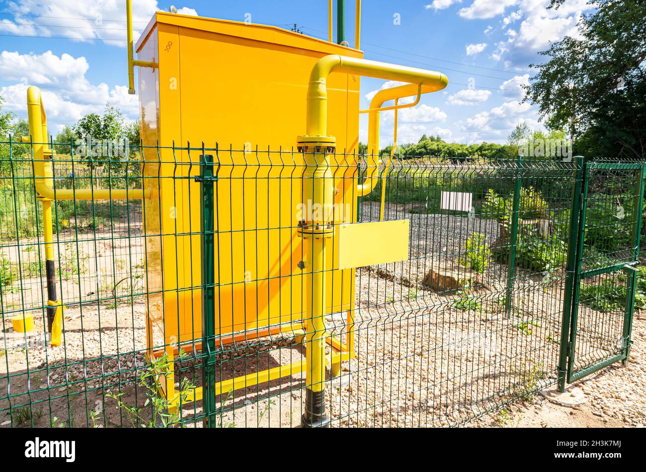 Distribution point hi-res stock photography and images - Alamy