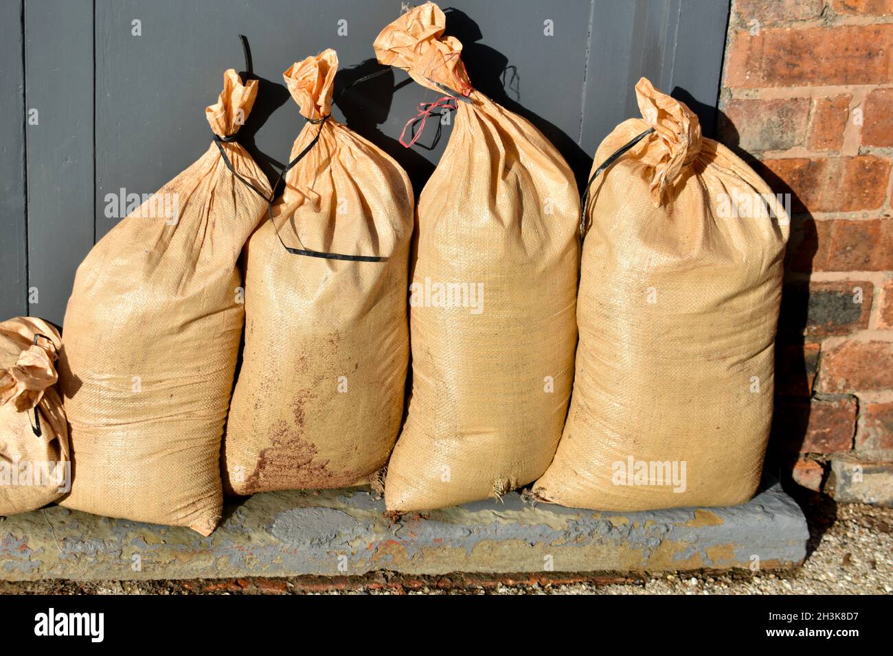 Sack against wall hi-res stock photography and images - Alamy