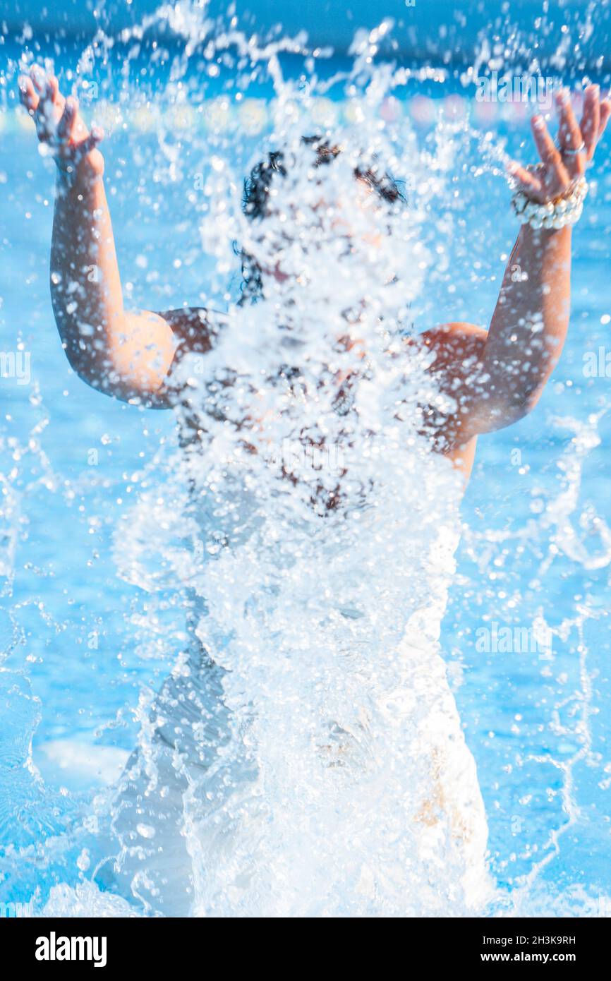 Bride pool hi-res stock photography and images - Alamy