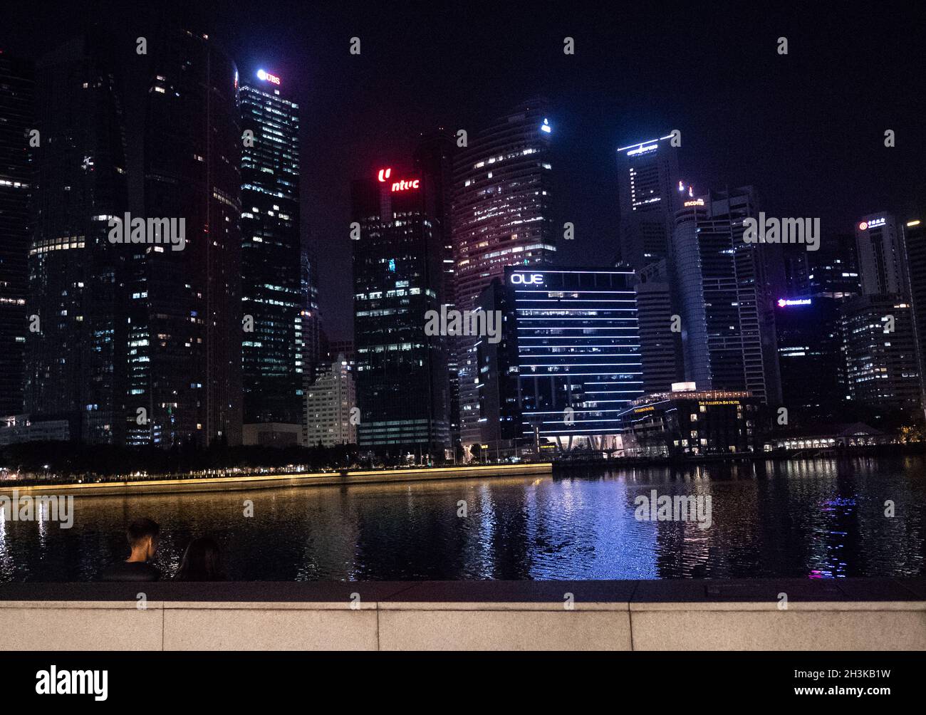 Beautiful night singapore hi-res stock photography and images - Alamy