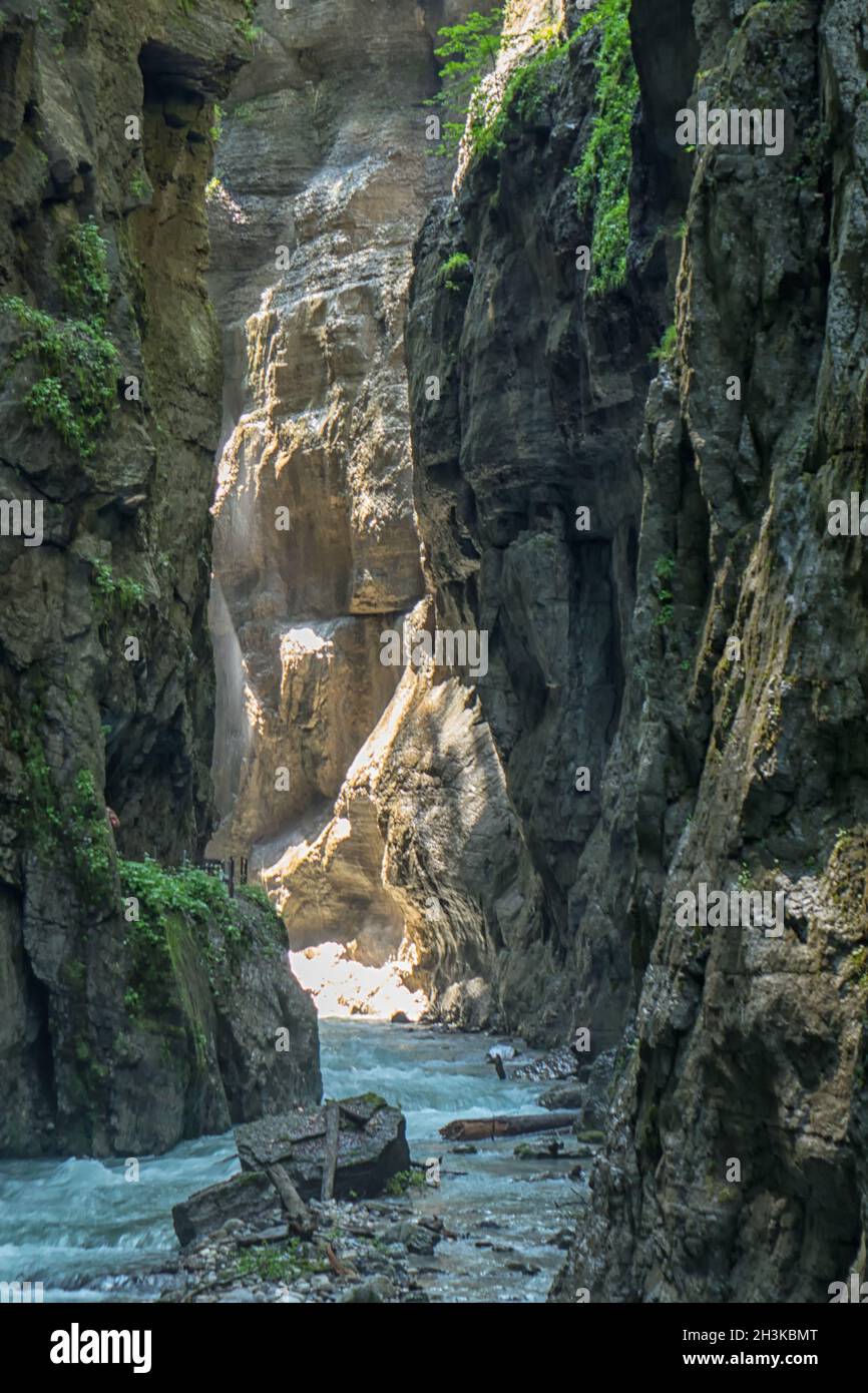 Deep valley hi-res stock photography and images - Alamy