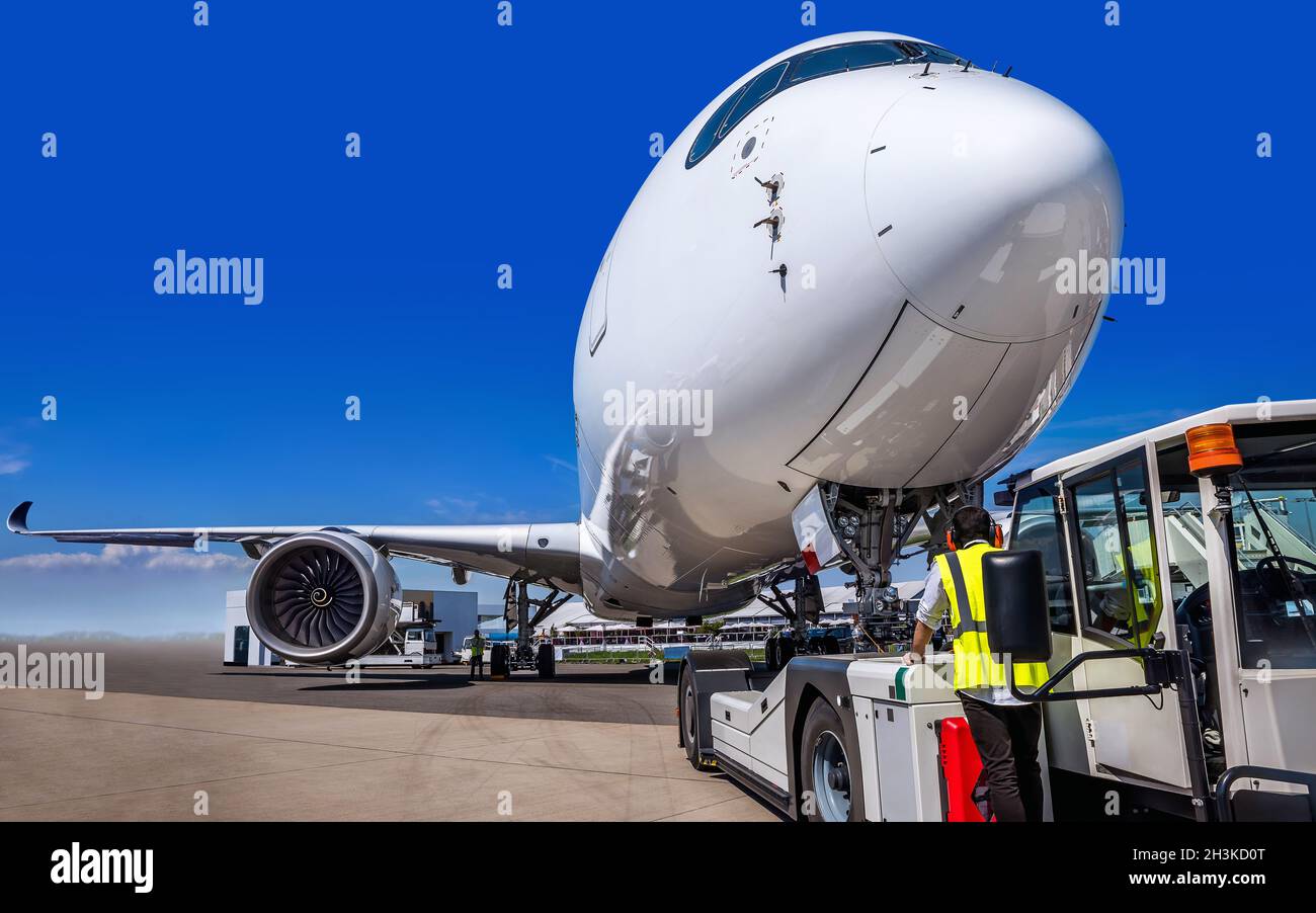Airplane boarding turbine engine hi-res stock photography and images - Alamy