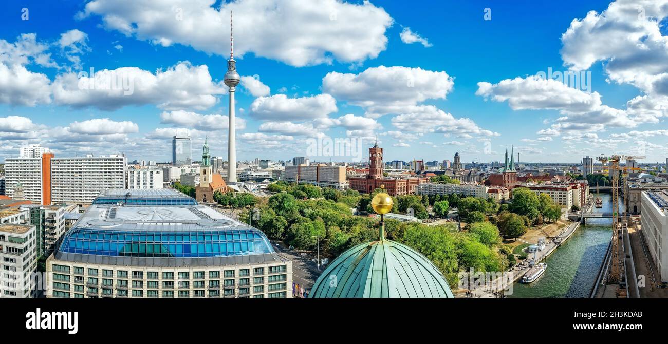 Berlin capital architecture hi-res stock photography and images - Alamy