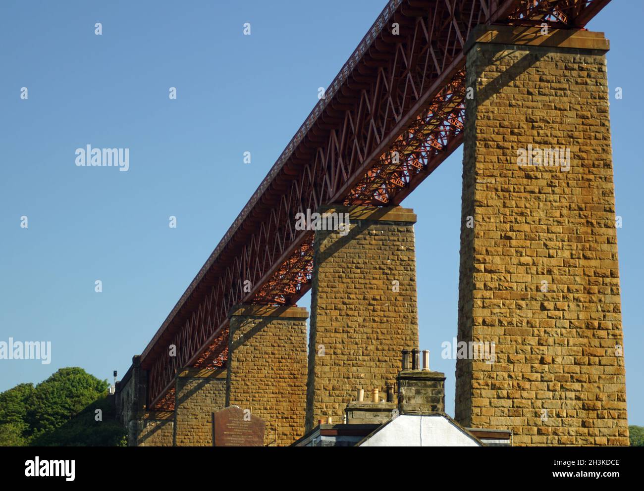 Forth bridge edinburgh hi-res stock photography and images - Alamy