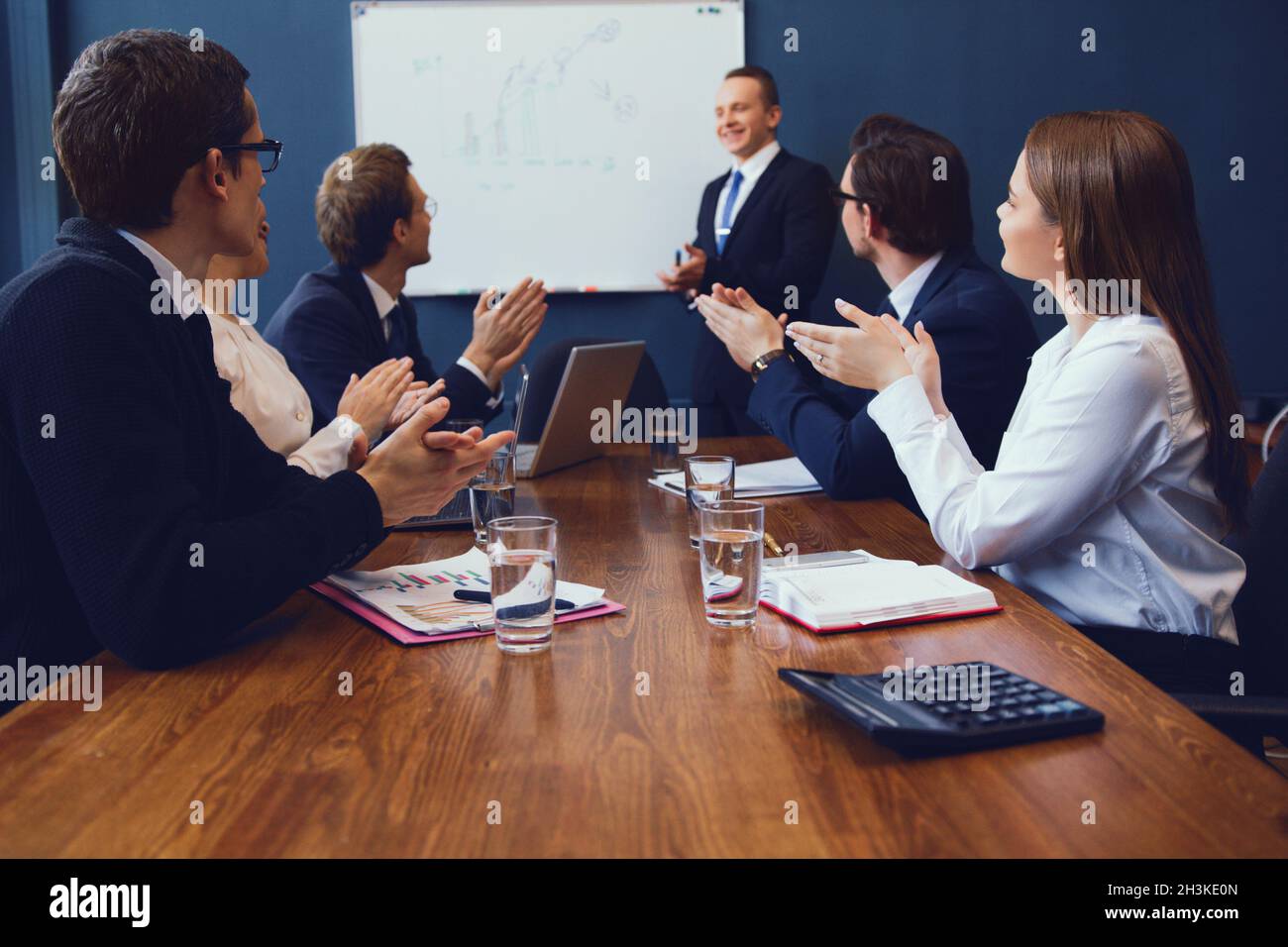 Brainstorming table hi-res stock photography and images - Alamy