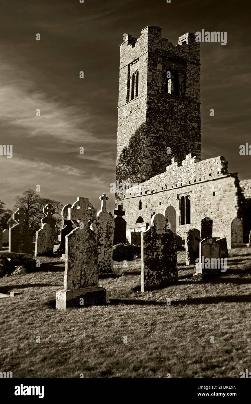 Hill of slane church of st patrick hi-res stock photography and images ...