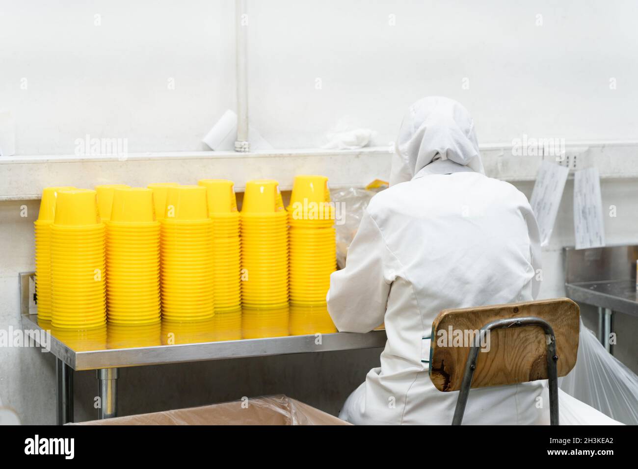 Plastic factory worker hi-res stock photography and images - Alamy
