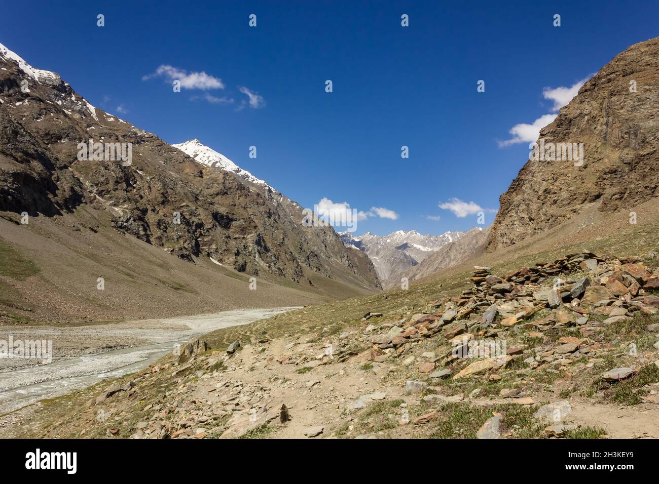 The wild, beautiful mountains of the Zanskar range Stock Photo - Alamy