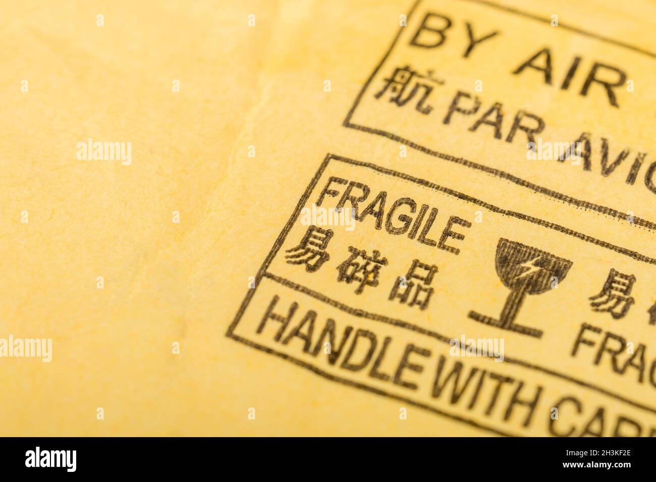 Fragile warning china hi-res stock photography and images - Alamy
