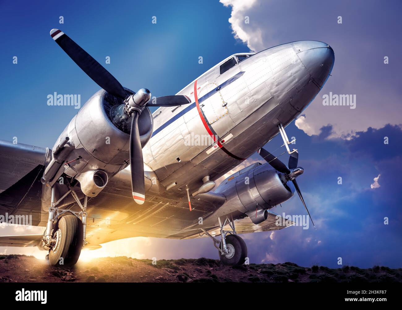 Vintage airplane detail hi-res stock photography and images - Alamy